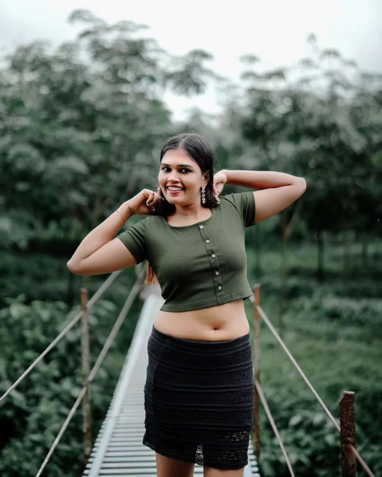 Mallu model archana anila hot navel photoshoot.. - glamsundari.in