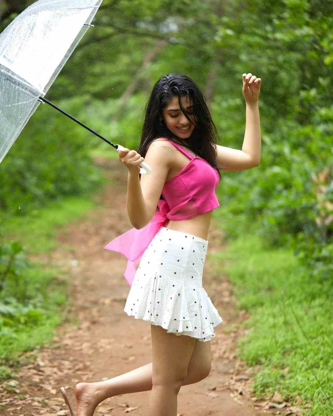Krithi Shetty Hot Navel Exposed In Short Skirt