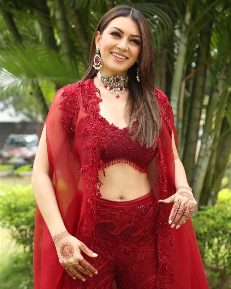 Hansika Motwani Spicy Slim Navel Exposed In Red Bralette Tops.. - glamsundari.in